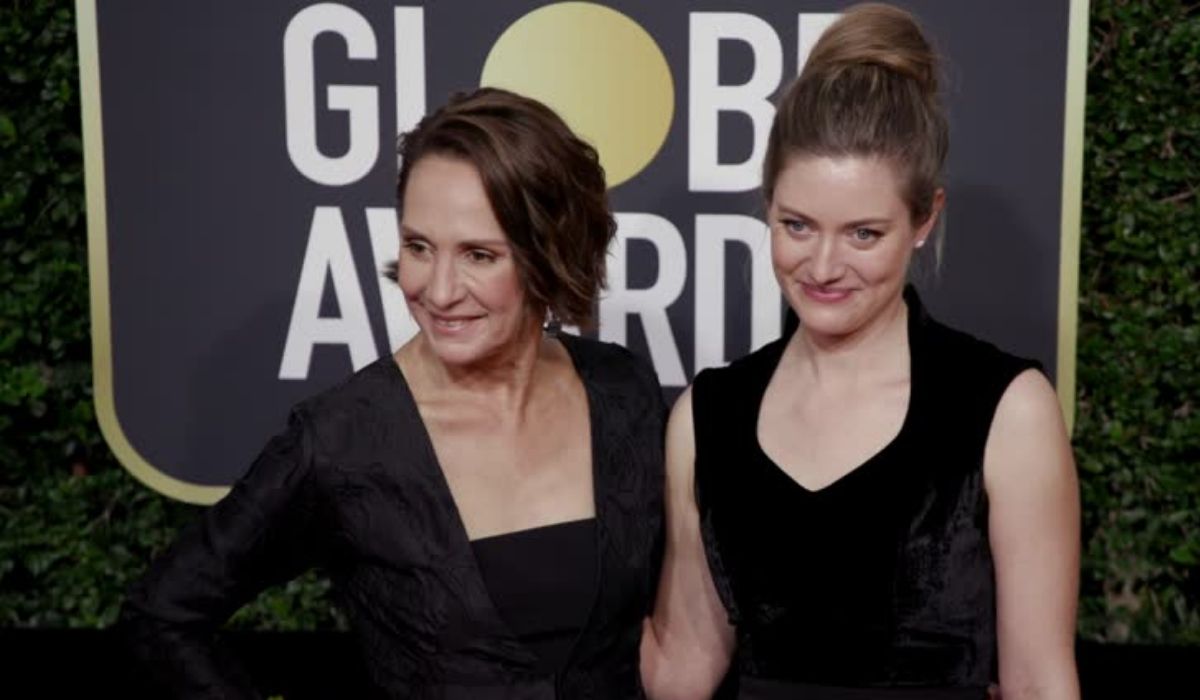 Zoe Perry Movies and TV Shows: Career, Age, and Personal Life - Zoe Perry